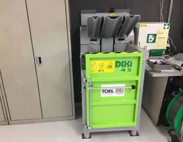 Dixi 4 S Ballenpresse jetzt gratis testen - TOEL Recycling