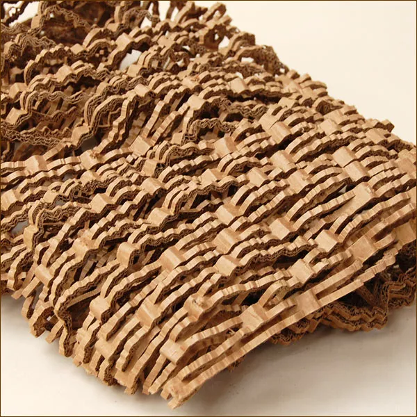 Karton Füllmaterial Maschine » TOEL Recycling AG